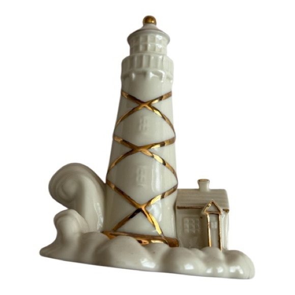 Lenox | Art | Lenox Handcrafted Ceramic Lighthouse With Gold Marking ...